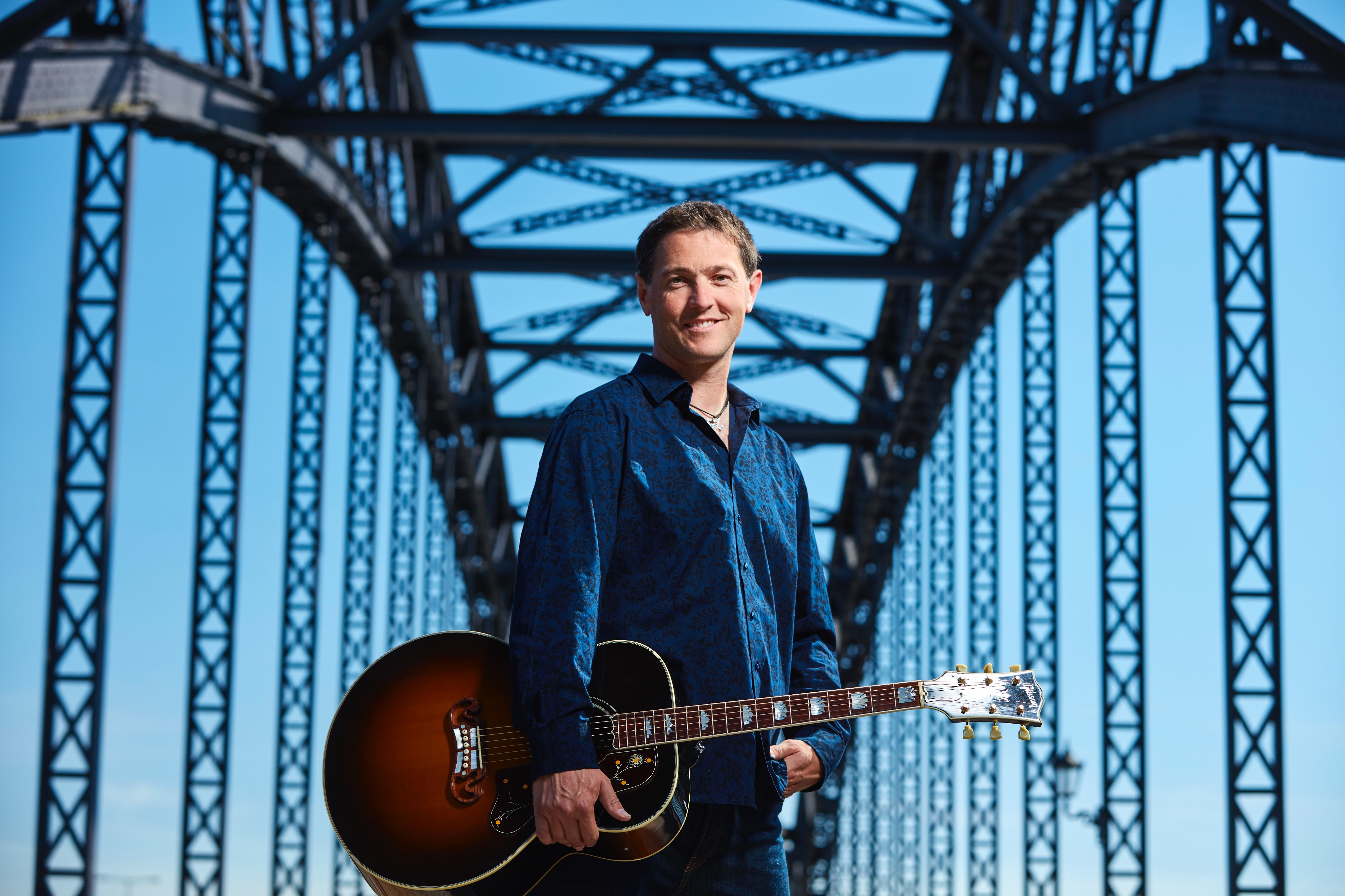 Gerrit Hoss spielt am Alten Forsthof